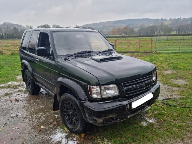 Used 2002 ISUZU TROOPER for sale at online auction | RAW2K