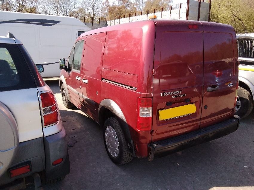 Used 2005 FORD TRANSIT CONNECT for sale at online auction | RAW2K