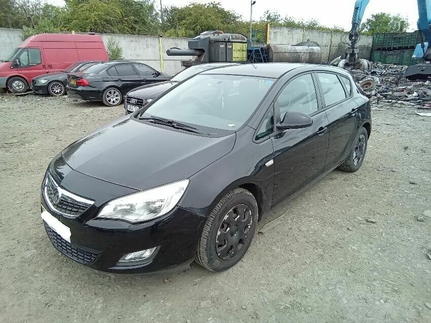 Used 2010 VAUXHALL ASTRA for sale at online auction | RAW2K