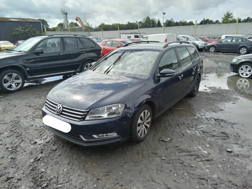 Used 2011 VOLKSWAGEN PASSAT for sale at online auction | RAW2K