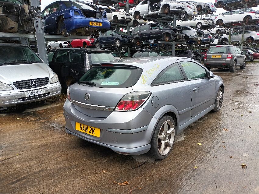 Used 2006 VAUXHALL ASTRA for sale at online auction | RAW2K