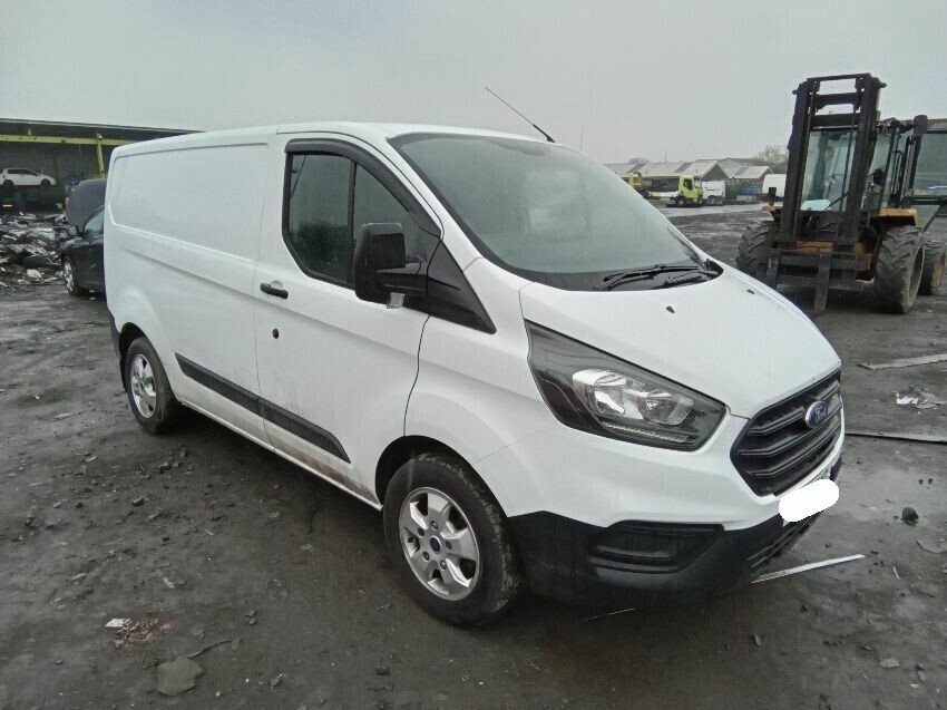 Used 2018 FORD TRANSIT CUSTOM for sale at online auction | RAW2K