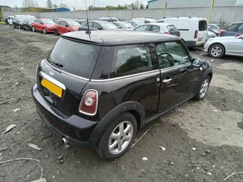 Used 2010 MINI HATCH for sale at online auction | RAW2K