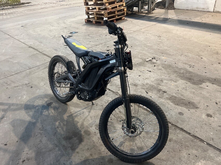 Used SUR-RON ELECTRIC SCOOTER for sale at online auction | RAW2K