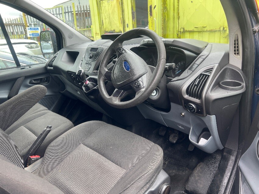 Used 2013 FORD TRANSIT CUSTOM for sale at online auction | RAW2K