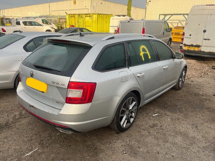 Used 2014 SKODA OCTAVIA for sale at online auction | RAW2K