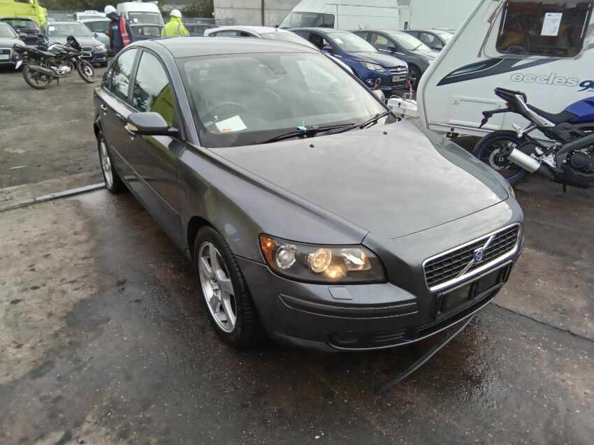Used 2004 VOLVO S40 for sale at online auction | RAW2K