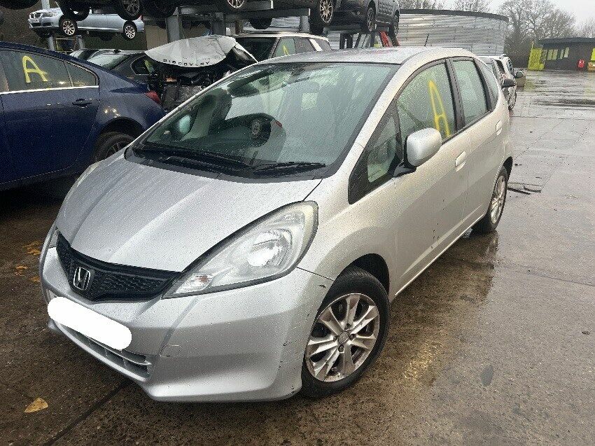 Used 2013 HONDA JAZZ for sale at online auction | RAW2K