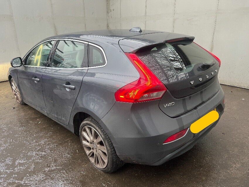 Used 2013 VOLVO V40 for sale at online auction | RAW2K