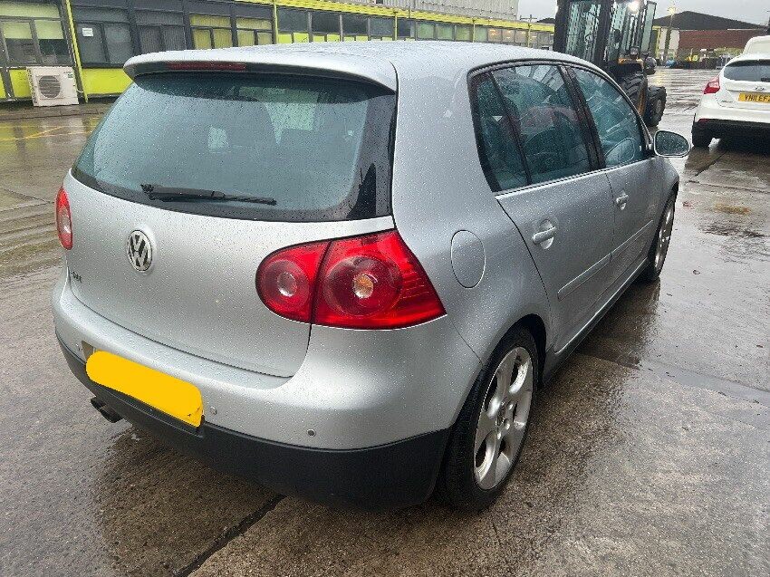 Used 2005 VOLKSWAGEN GOLF for sale at online auction | RAW2K
