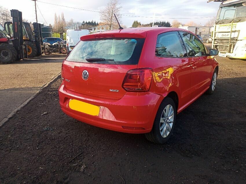 Used 2015 VOLKSWAGEN POLO for sale at online auction | RAW2K