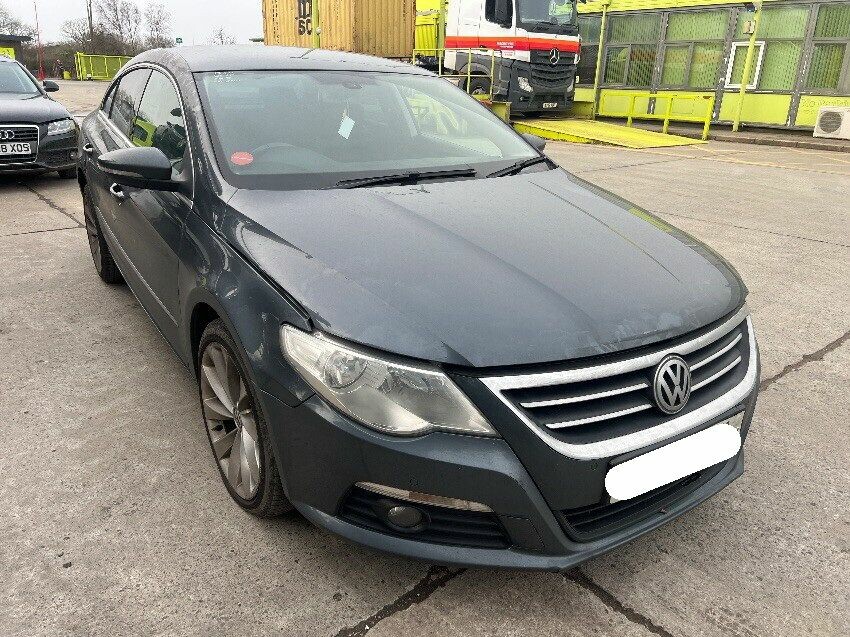 Used 2009 VOLKSWAGEN PASSAT for sale at online auction | RAW2K