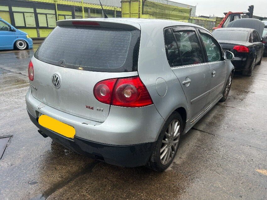 Used 2006 VOLKSWAGEN GOLF for sale at online auction | RAW2K