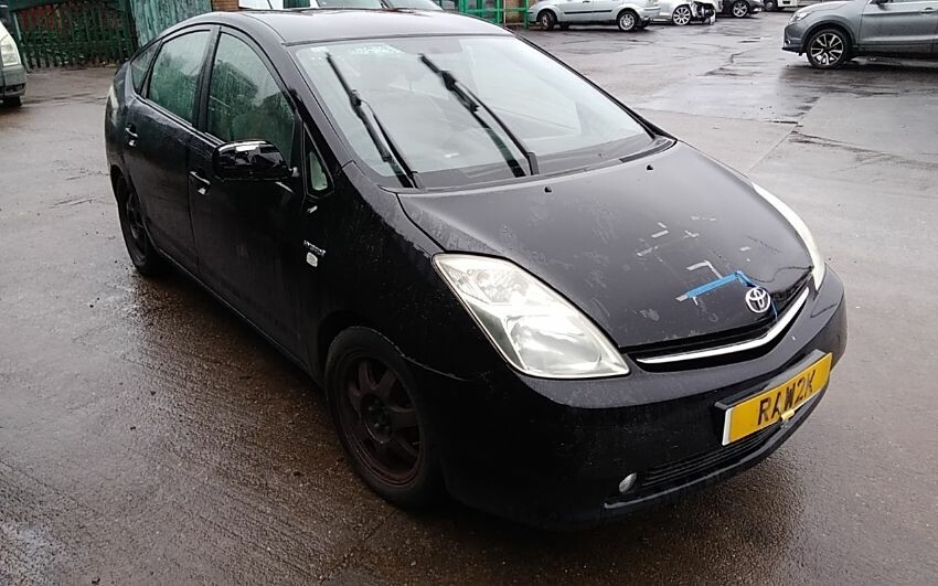 Used 2004 TOYOTA PRIUS for sale at online auction | RAW2K