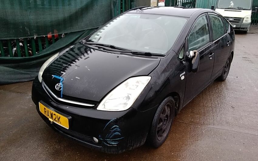 Used 2004 TOYOTA PRIUS for sale at online auction | RAW2K