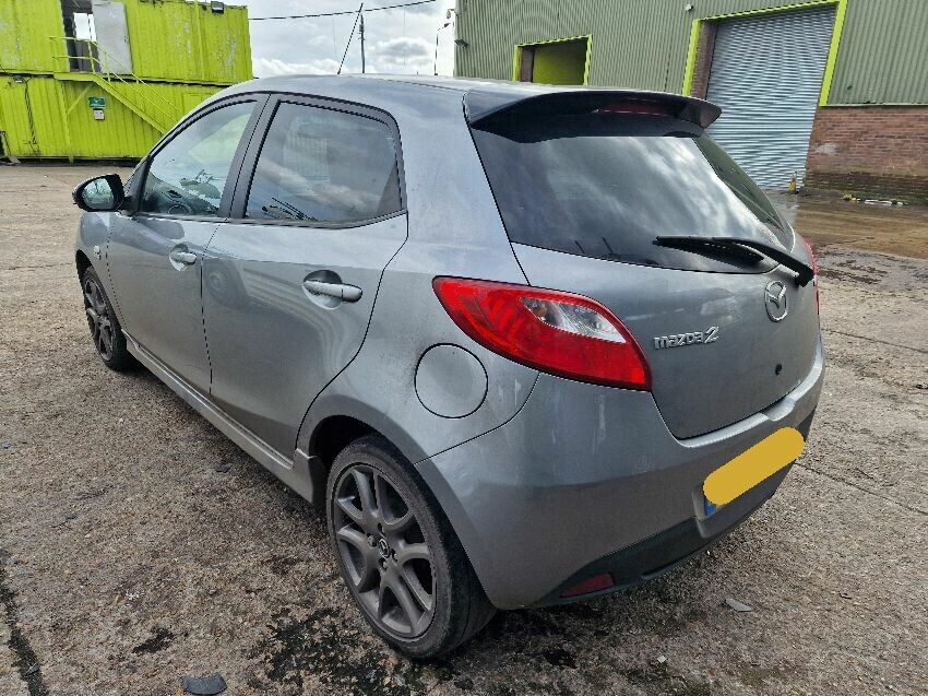 Used 2014 MAZDA 2 for sale at online auction | RAW2K
