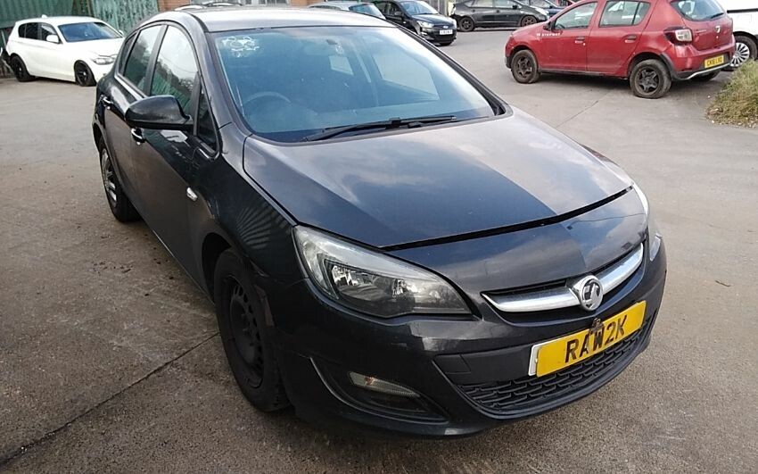 Used 2013 VAUXHALL ASTRA for sale at online auction | RAW2K