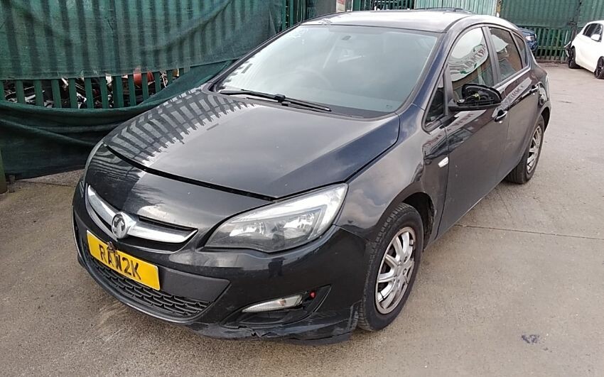 Used 2013 VAUXHALL ASTRA for sale at online auction | RAW2K