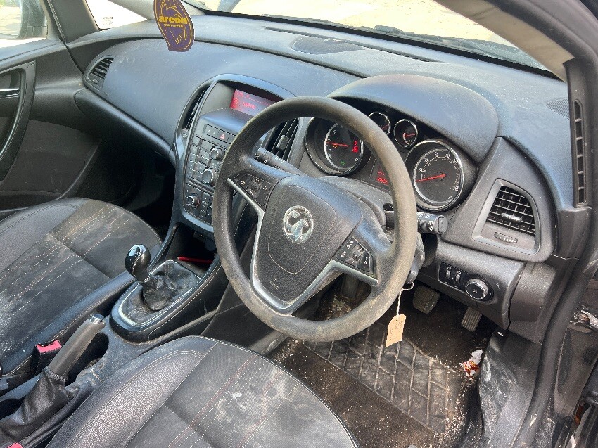 Used 2012 VAUXHALL ASTRA for sale at online auction | RAW2K