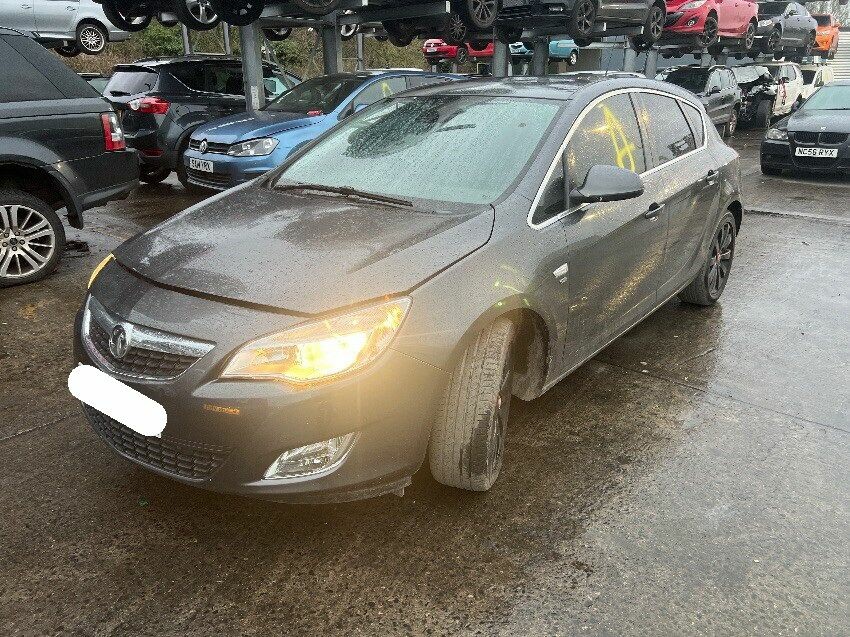 Used 2010 VAUXHALL ASTRA for sale at online auction | RAW2K