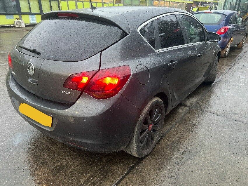 Used 2010 VAUXHALL ASTRA for sale at online auction | RAW2K