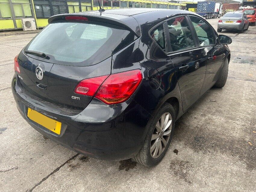 Used 2012 VAUXHALL ASTRA for sale at online auction | RAW2K