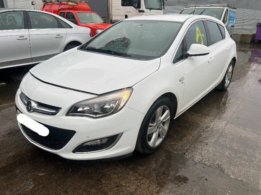 Used 2012 VAUXHALL ASTRA for sale at online auction | RAW2K
