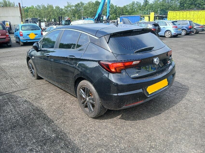 Used 2017 VAUXHALL ASTRA for sale at online auction | RAW2K