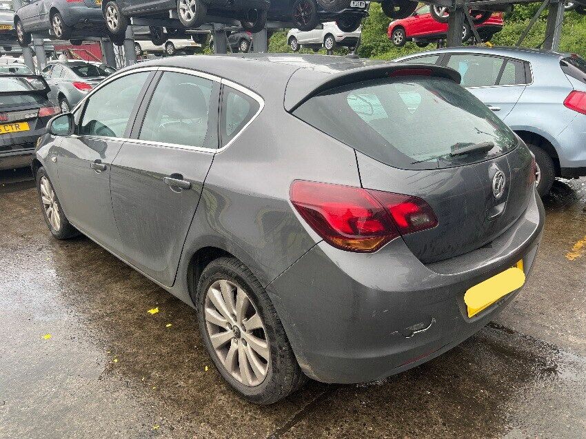 Used 2010 VAUXHALL ASTRA for sale at online auction | RAW2K