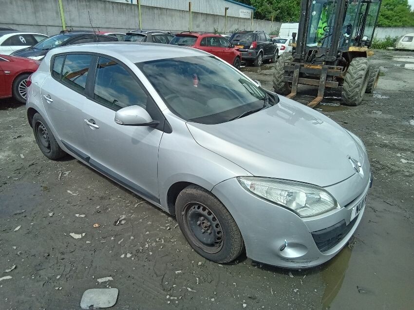 Used 2011 RENAULT MEGANE for sale at online auction | RAW2K
