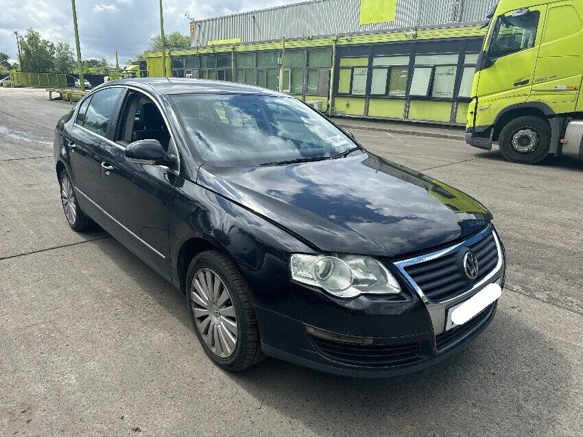 Used 2009 VOLKSWAGEN PASSAT for sale at online auction | RAW2K