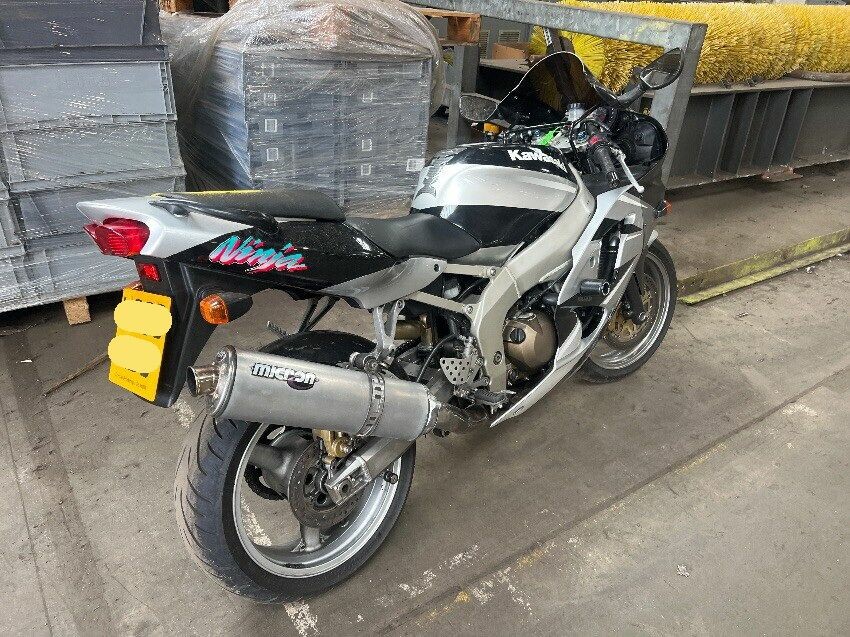 Used 2000 KAWASAKI ZX6 R for sale at online auction | RAW2K