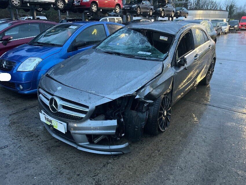 Used 2014 MERCEDES A-CLASS for sale at online auction | RAW2K