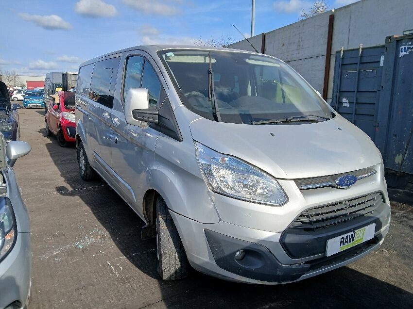Used 2013 FORD TRANSIT CUSTOM for sale at online auction | RAW2K
