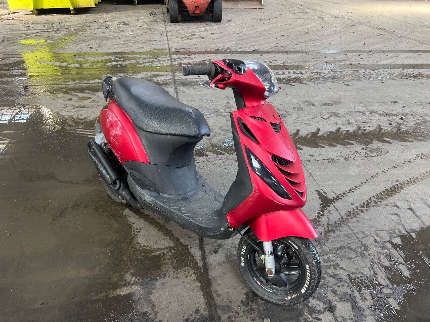 Used 2015 PIAGGIO ZIP 50 2T for sale at online auction | RAW2K