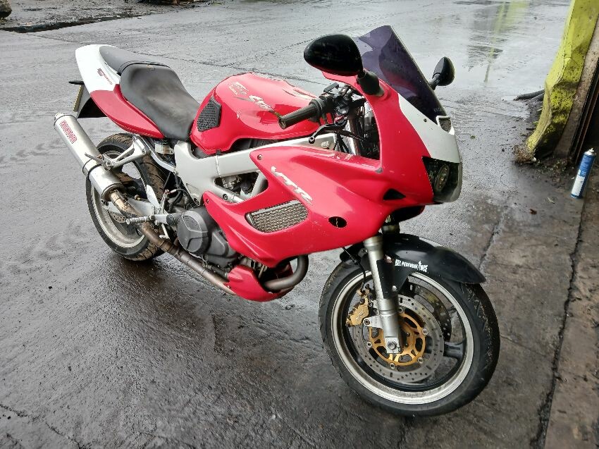 Used 1998 HONDA VTR for sale at online auction | RAW2K