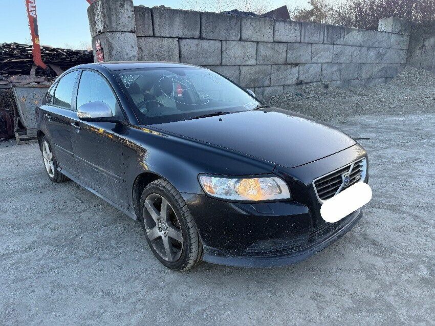 Used 2010 VOLVO S40 for sale at online auction | RAW2K