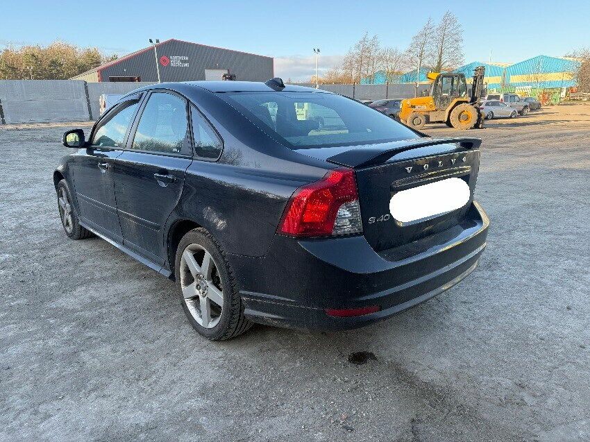 Used 2010 VOLVO S40 for sale at online auction | RAW2K