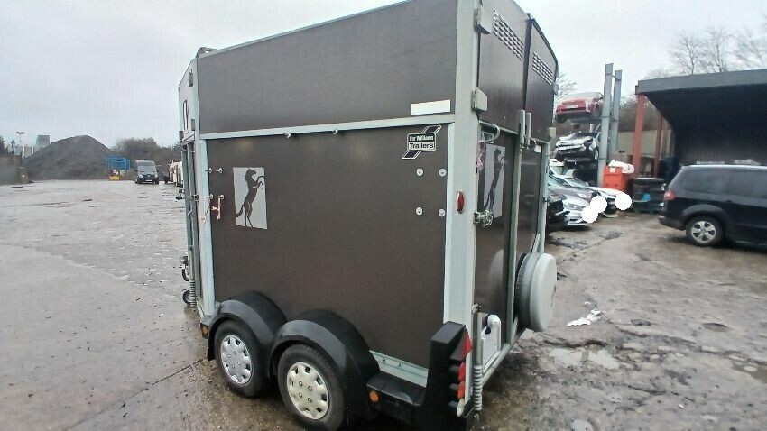 Used LIGHT I4 WILLIAMS TRAILOR for sale at online auction | RAW2K