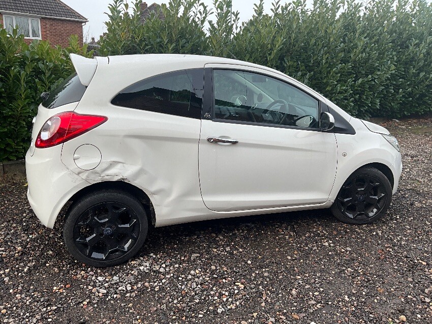 Used 2014 FORD KA for sale at online auction | RAW2K